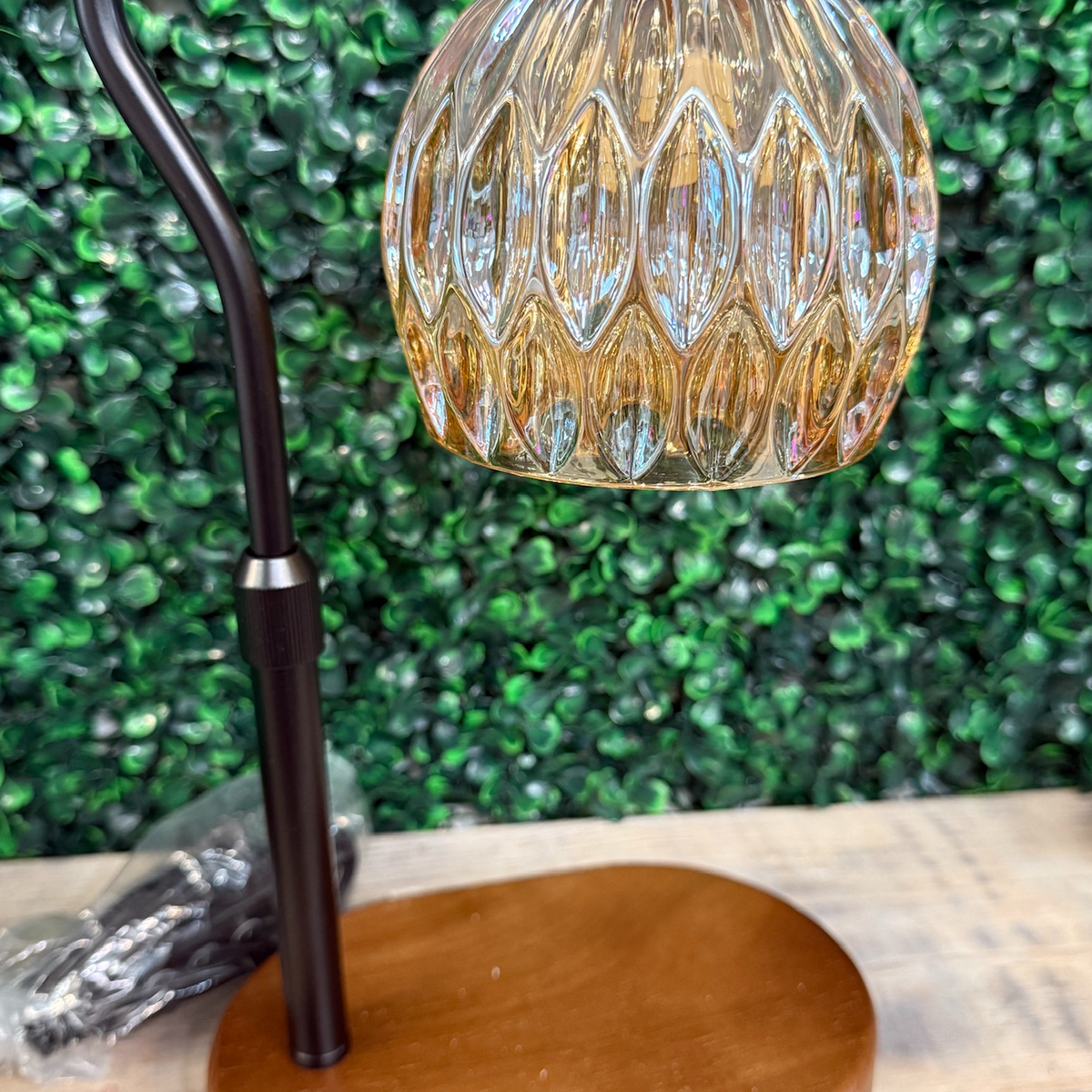 Candyl Amber Glass Table Lamp – kindredmercantile